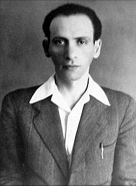 Photographs from Shmuel Batt’s life