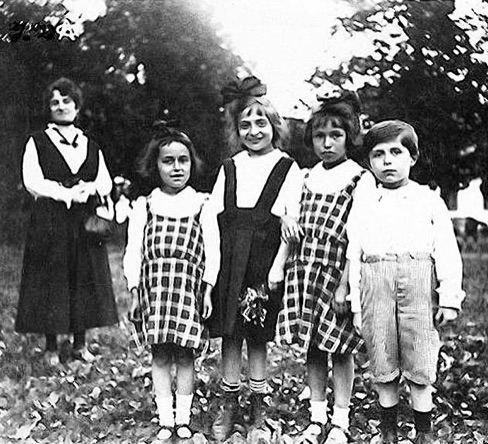 The Family of Isaac Feuerstein